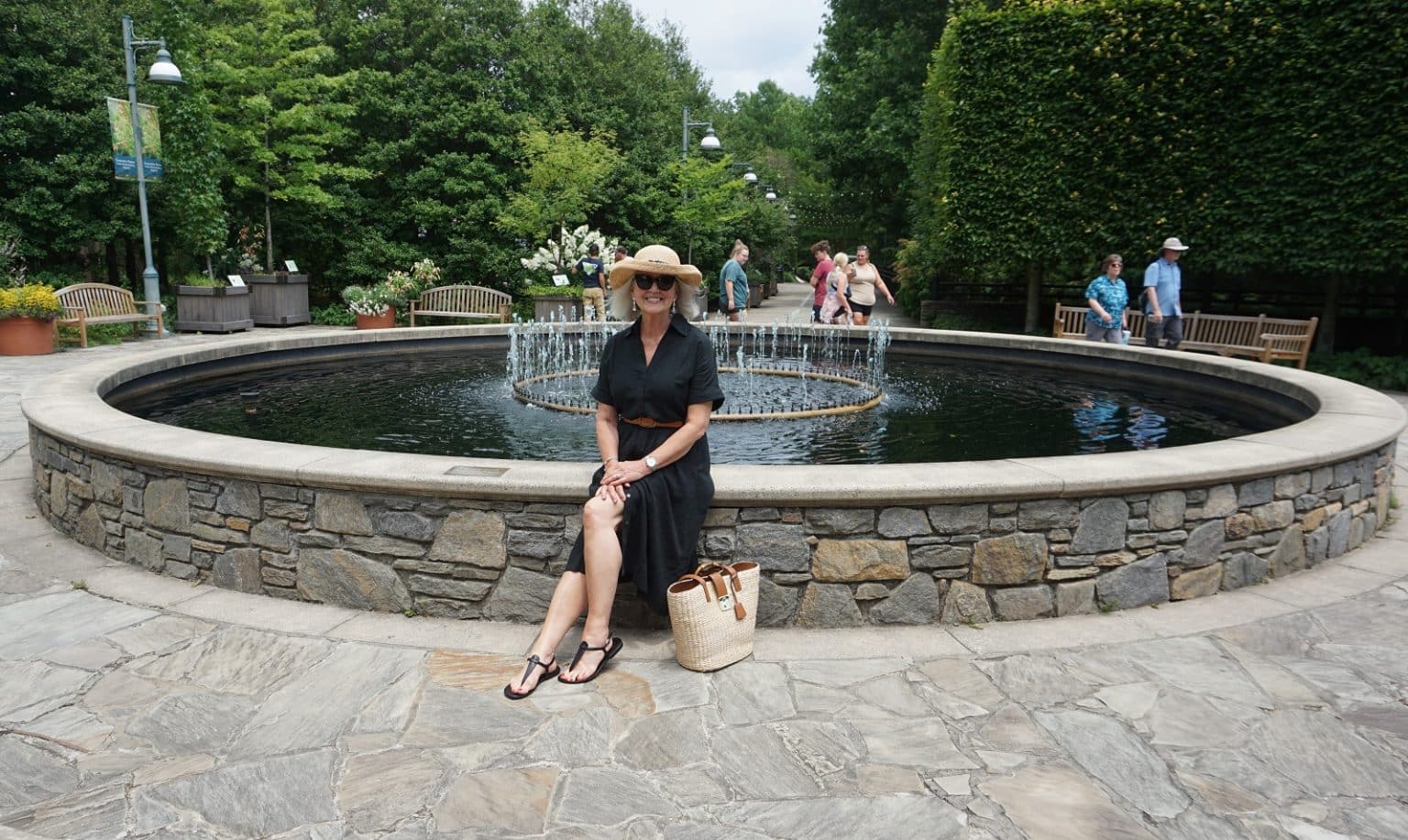 Indoors to Outdoors Look - Susan After 60 | Timeless Style, Graceful ...