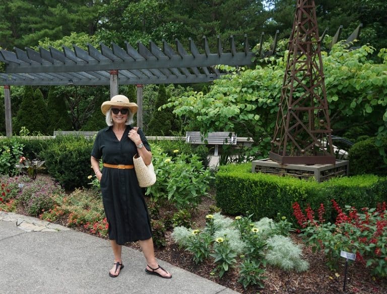 Indoors to Outdoors Look - Susan After 60 | Timeless Style, Graceful ...